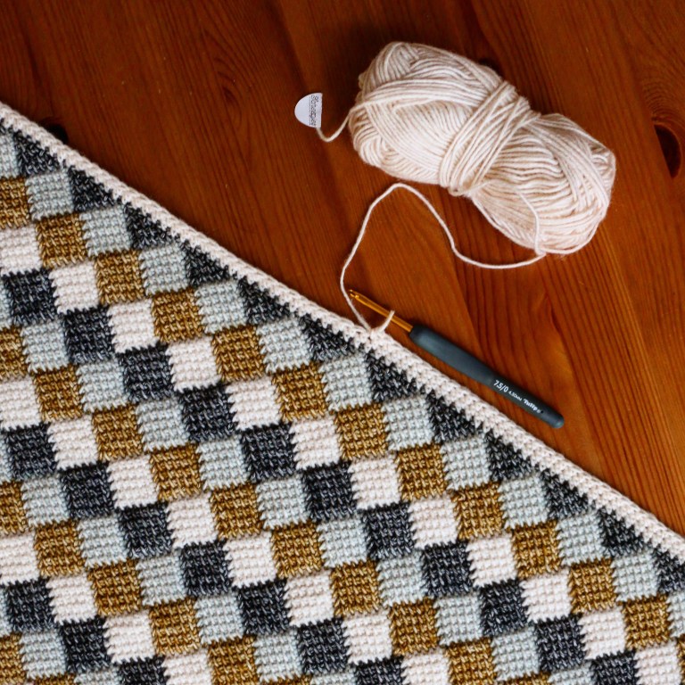 Adventures in Entrelac – Martin Up North