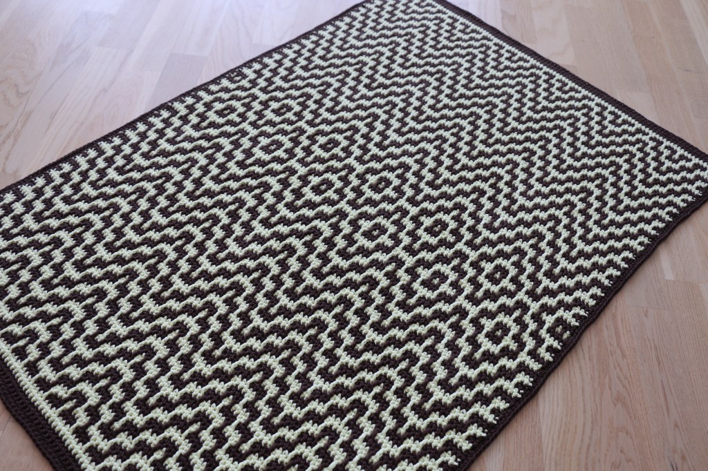 The “Two Steps Beyond” blanket – FREE PATTERN INSIDE – Martin Up North