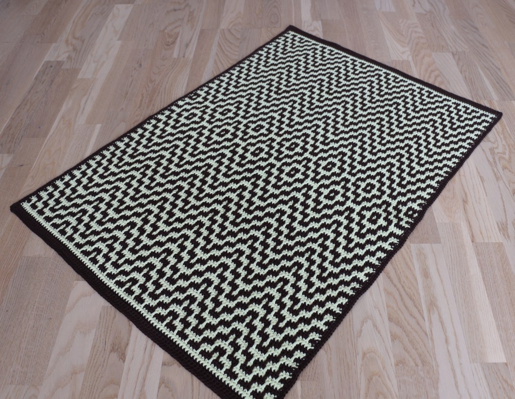 The “Two Steps Beyond” blanket – FREE PATTERN INSIDE – Martin Up North